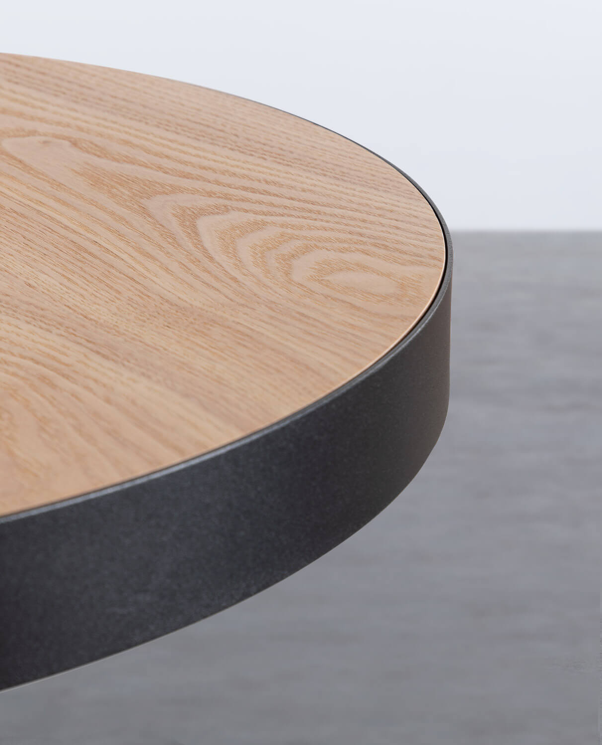 Runder Hochtisch aus Holz und Metall (Ø60 cm) Zoar - themasie.com