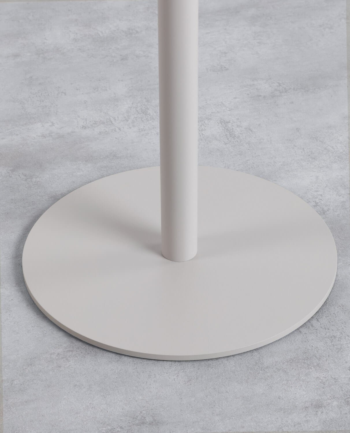 Hoher Runder Holz- und Stahltisch (Ø60 cm) Zoar - themasie.com