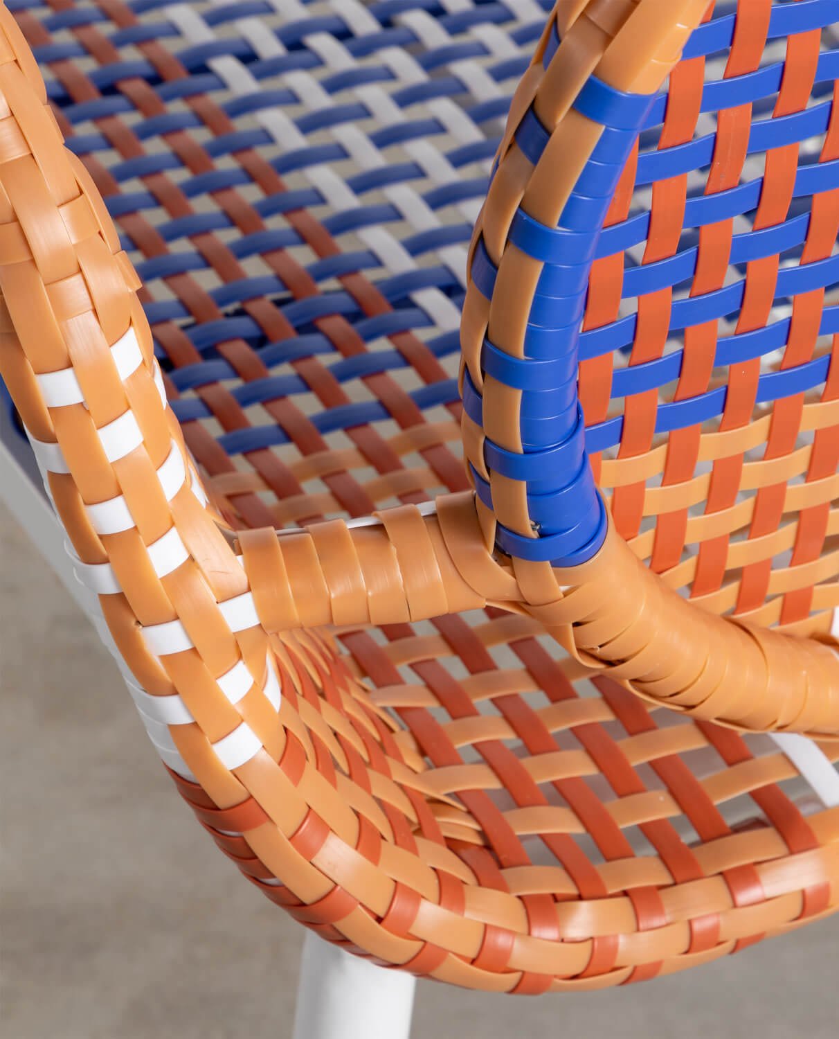 Fauteuil en Aluminium et Rotin Synthétique Emba Studio - themasie.com