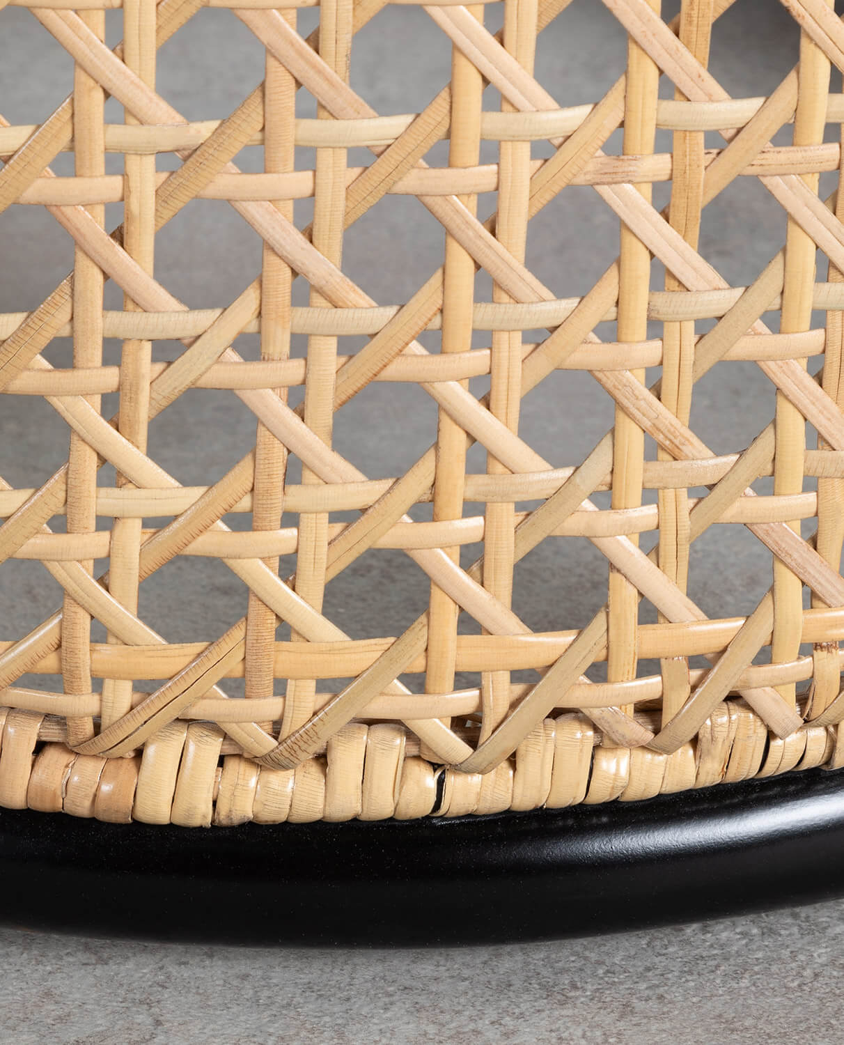 Round Natural Rattan Side Table Bema - themasie.com