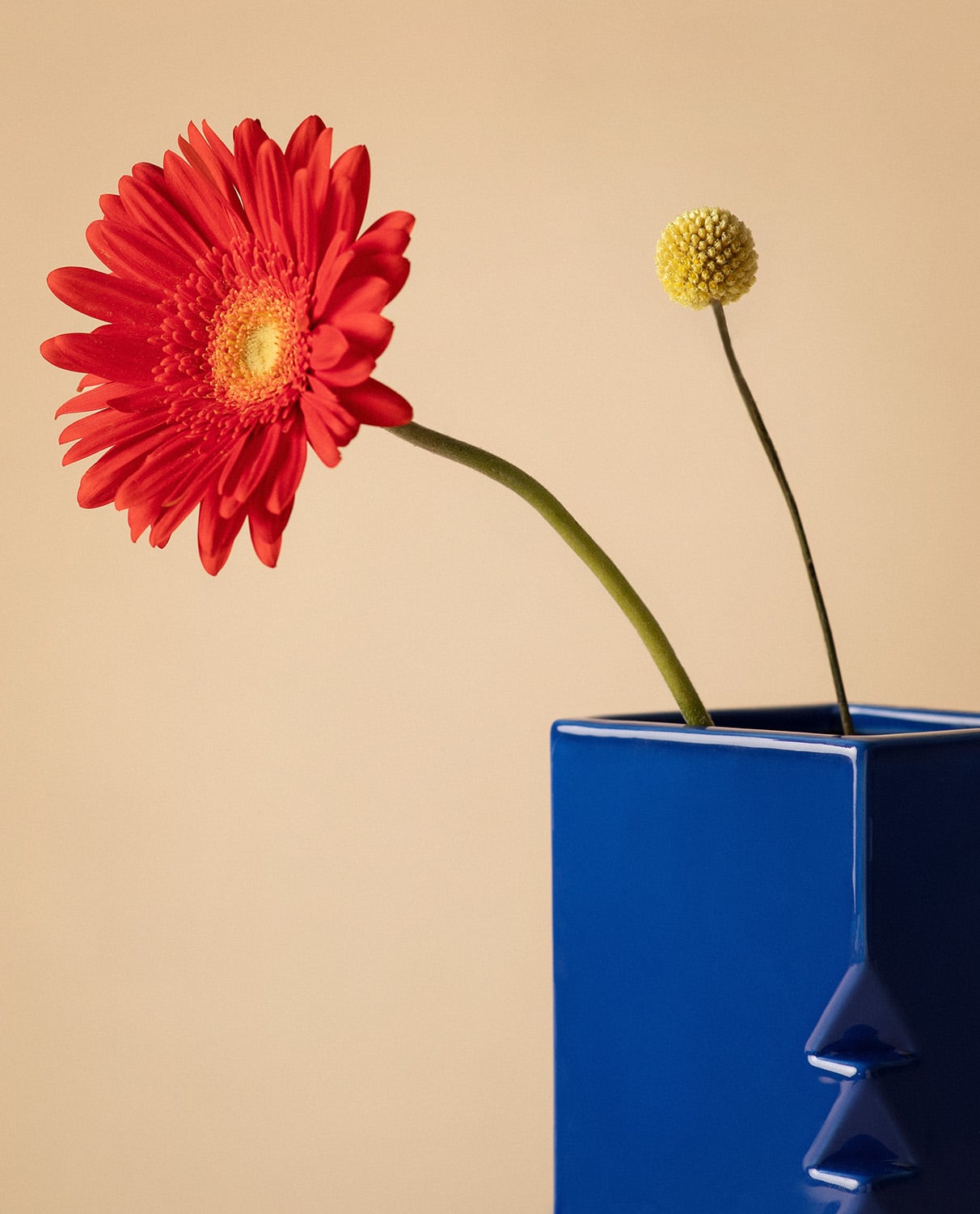 Dolomite Vase Gaudi - themasie.com