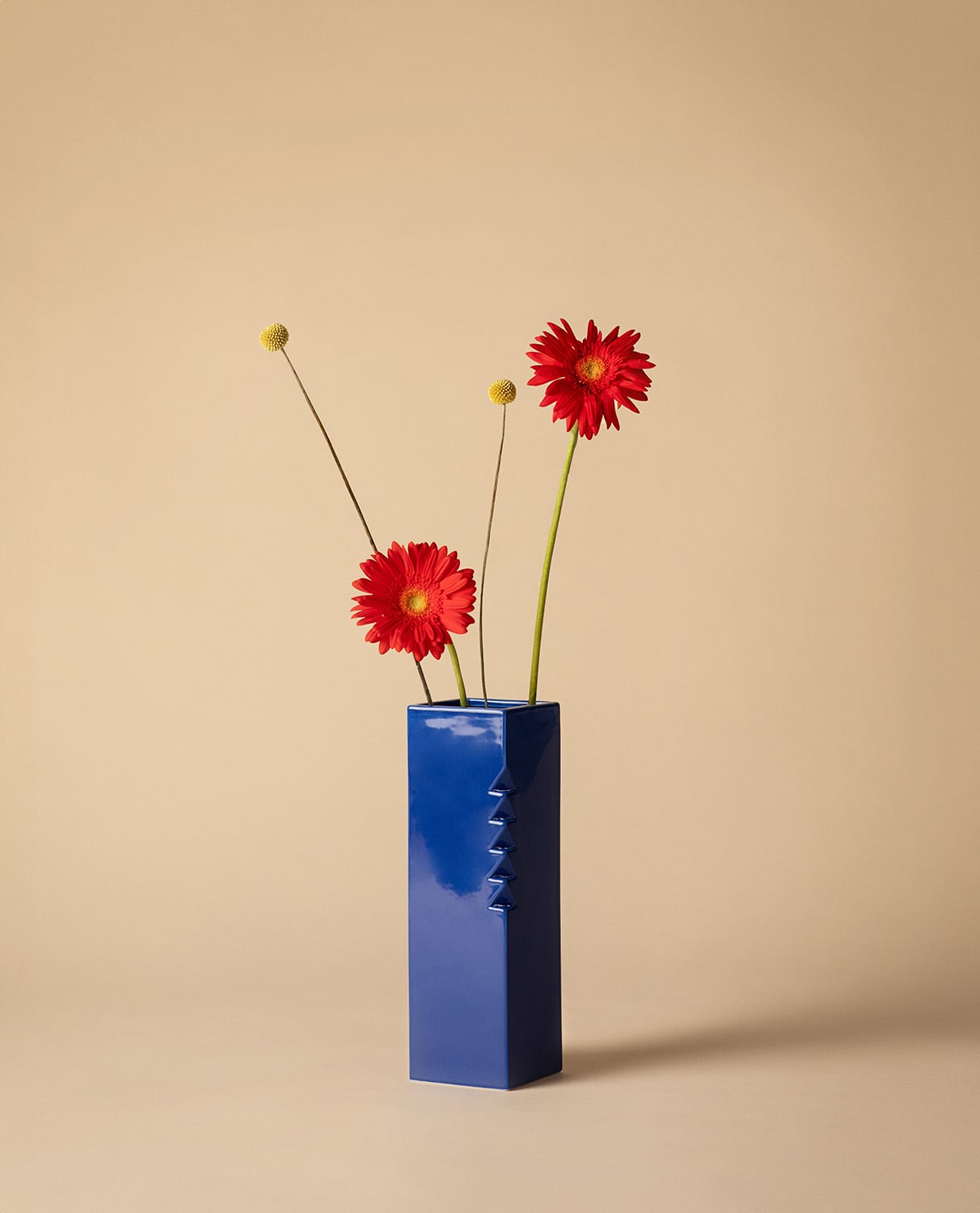 Dolomite Vase Gaudi - themasie.com