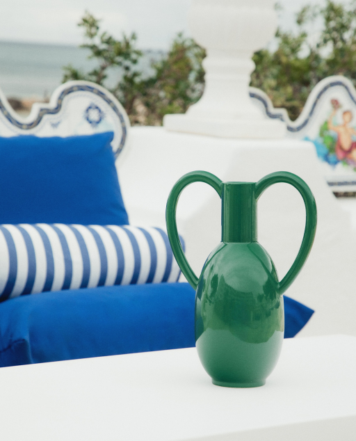 Modern Vases for sale - themasie.com